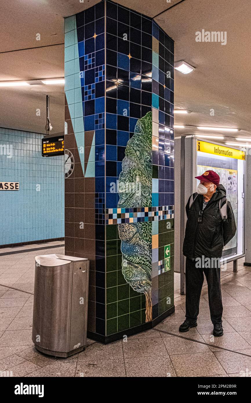 U Turmstraße Interior. Underground U-Bahn Railway Station serves U9 ...