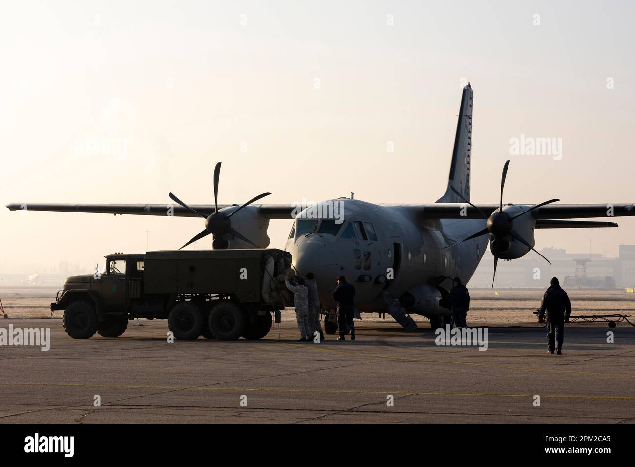 Spartan military transport aircraft hi-res stock photography and images ...