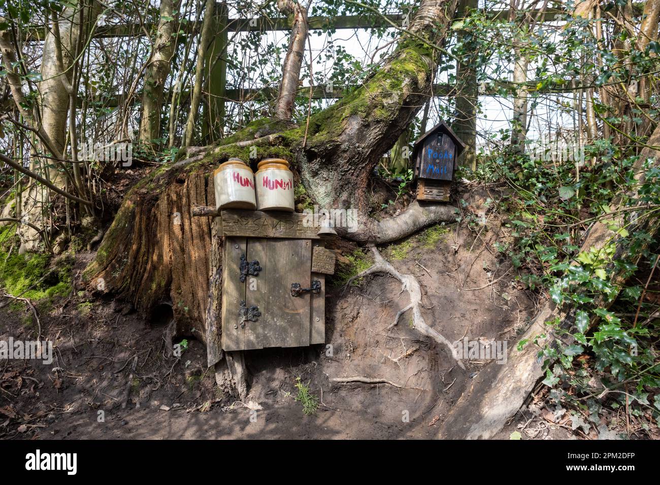 Winnie the pooh 100 acre wood hi-res stock photography and images - Alamy