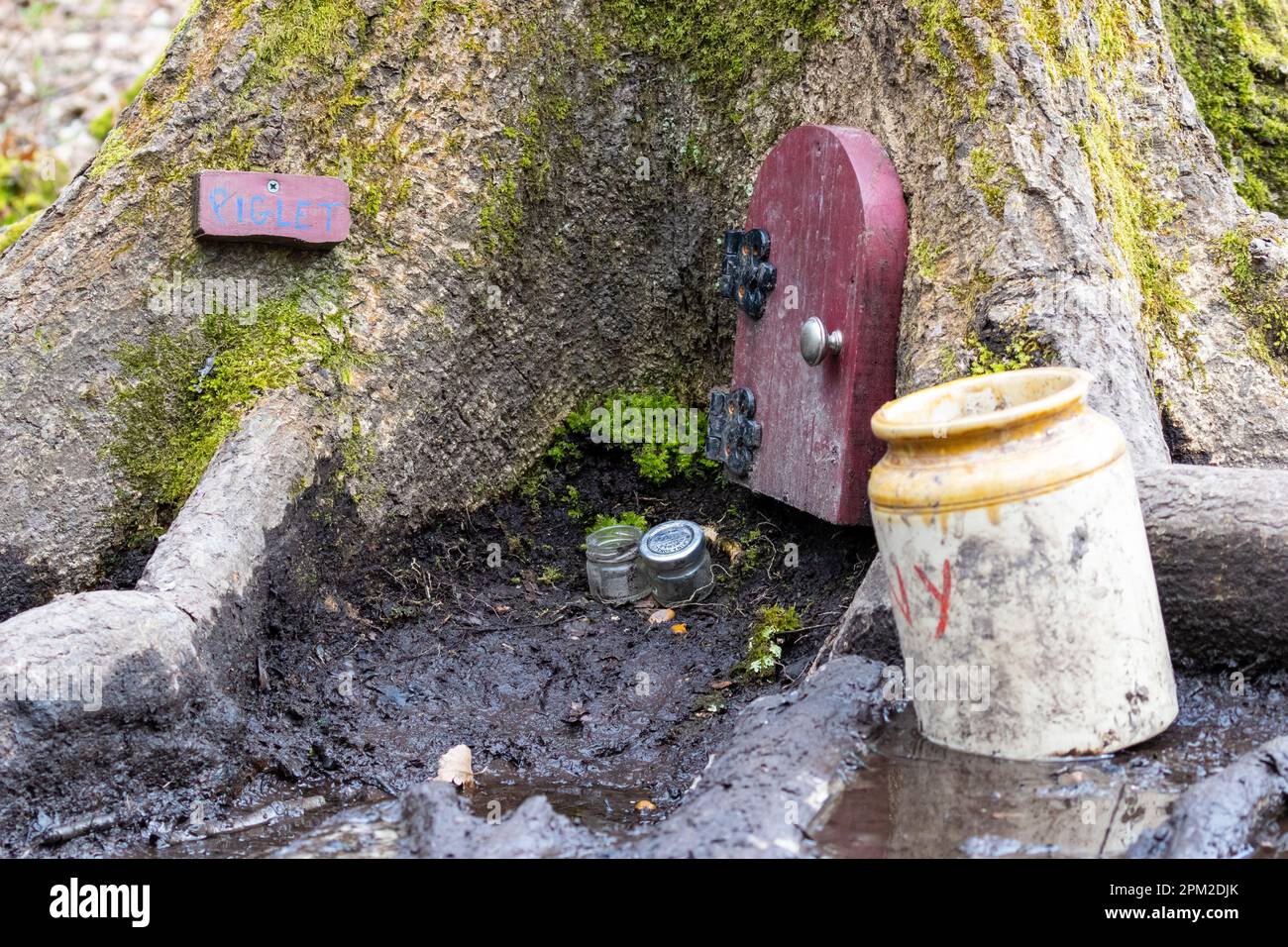 Winnie the pooh aa milne hi-res stock photography and images - Alamy