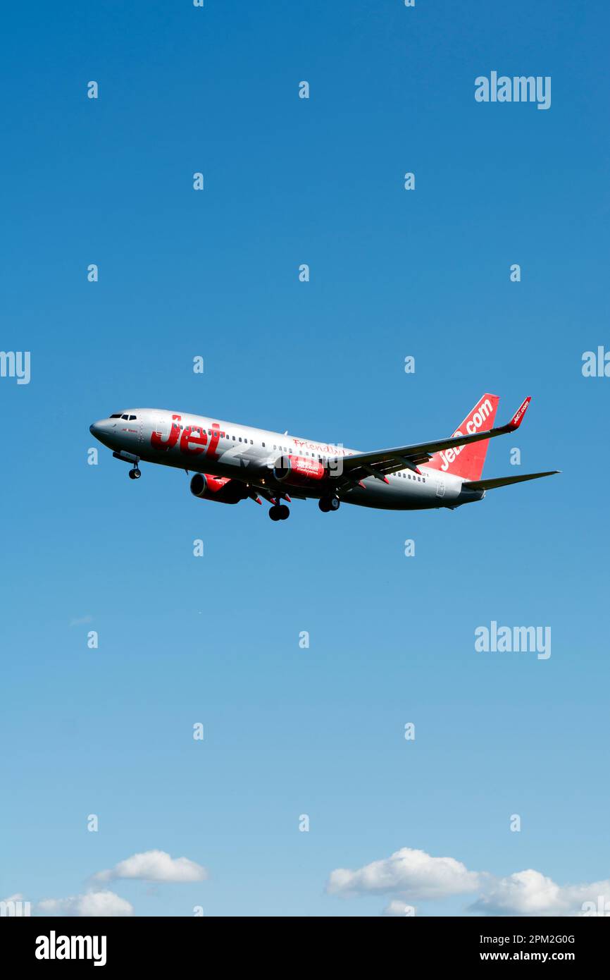 Jet2 Boeing 737-8K5 landing at Birmingham Airport, UK (G-GDFX Stock ...