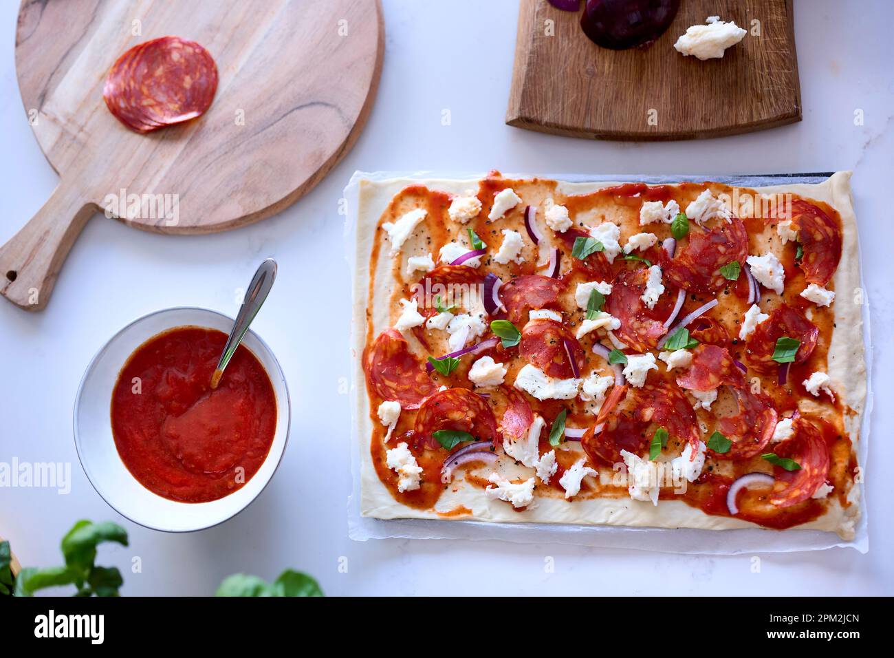 Overhead shot pepperoni pizza hi-res stock photography and images - Alamy