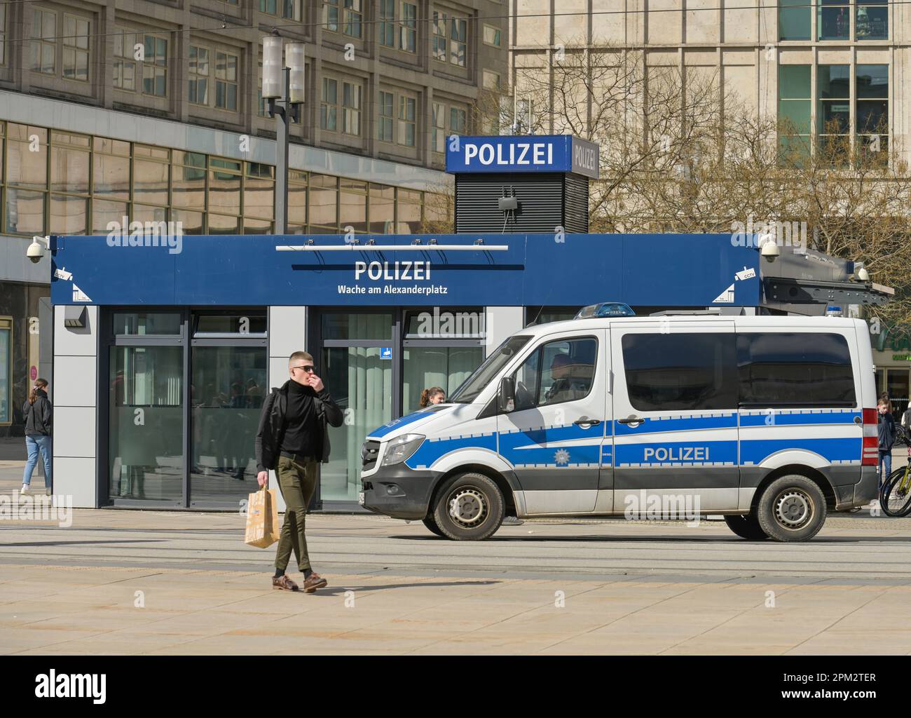 Polizeiwache, Alexanderplatz, Mitte, Berlin, Deutschland Stock Photo ...