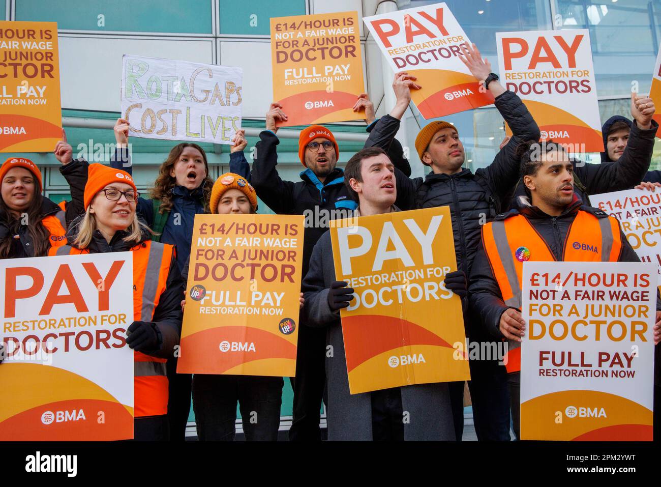 London, UK. 11th Apr, 2023. Junior doctors strike outside University ...