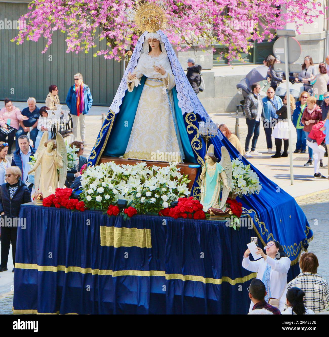 Float with Statue of Mary Virgen Inmaculada Gloriosa Easter Sunday ...