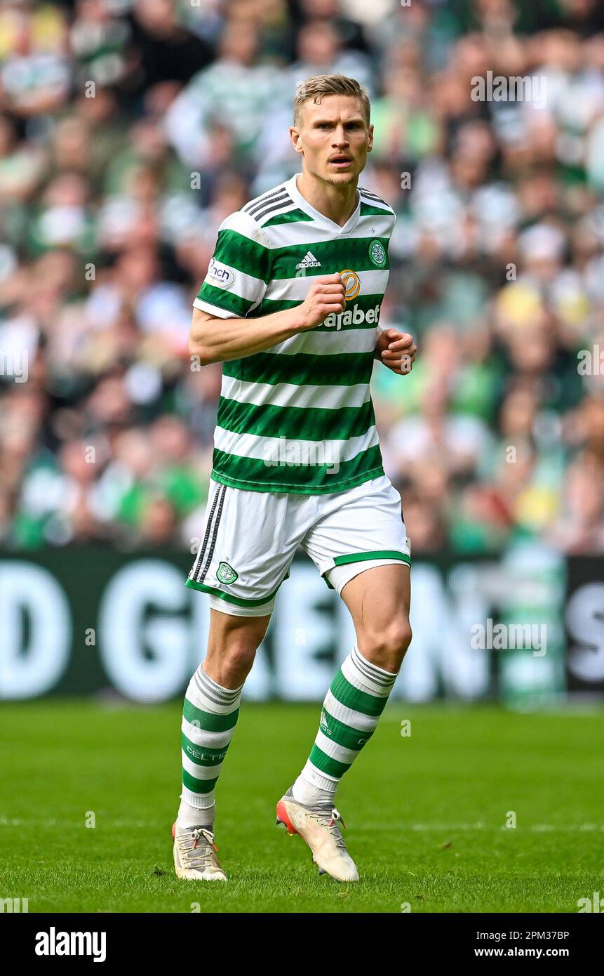 Carl Starfelt of Celtic during the cinch Premiership match at Celtic ...