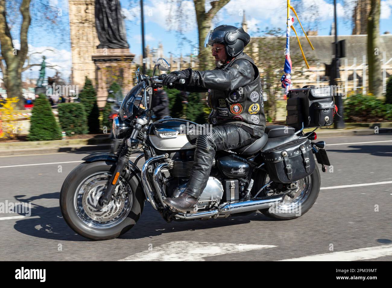 Ride of Respect in memory of the late Queen Elizabeth II by military ...