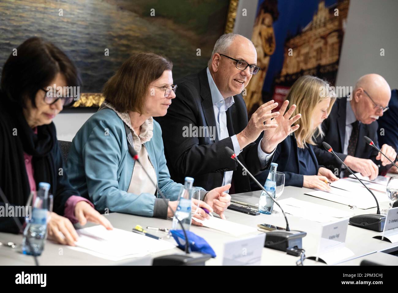 Claudia bernhard hi-res stock photography and images - Alamy