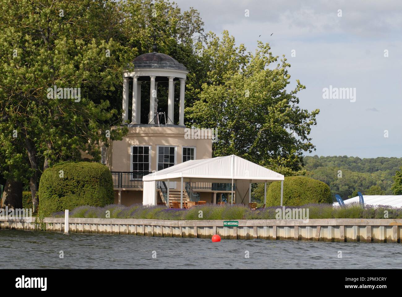 Temple Island, Henley Royal Regatta, from the water Stock Photo - Alamy
