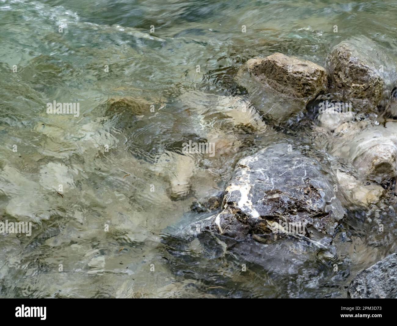 Stones in river hi-res stock photography and images - Alamy