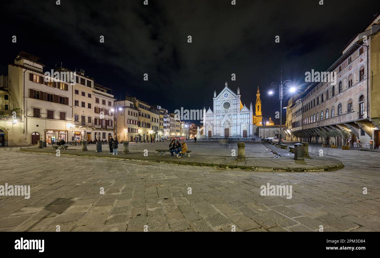Illuminated pantheon hi-res stock photography and images - Alamy