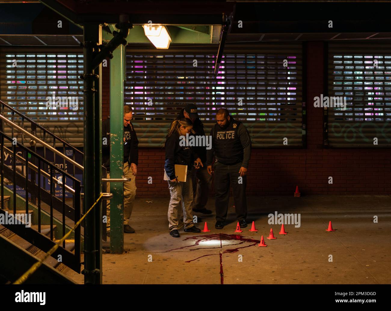 Crime scene unit nypd crime scene unit hi-res stock photography and ...
