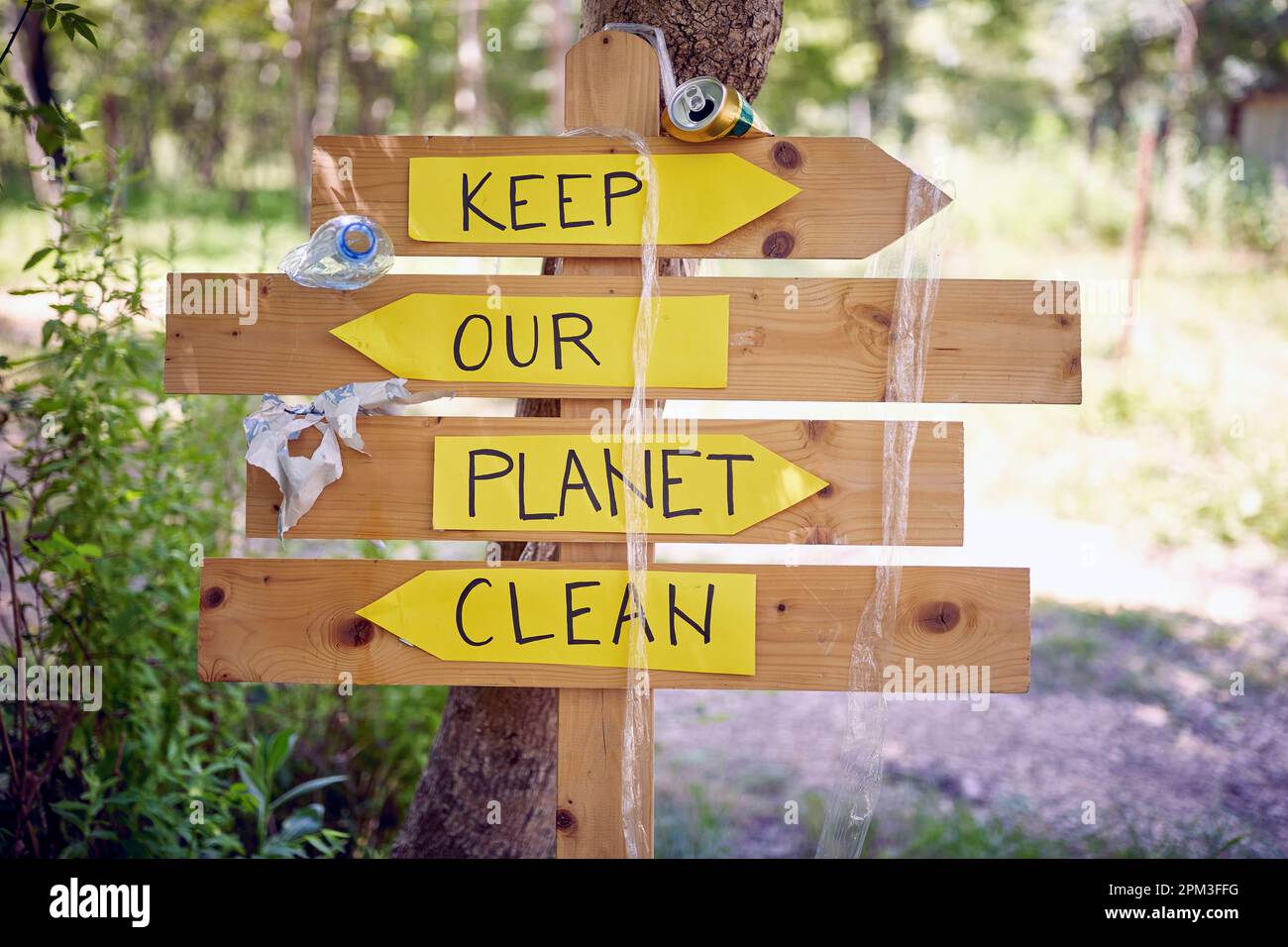 Environmental protection and planet pollution concept.Sign to keep our ...