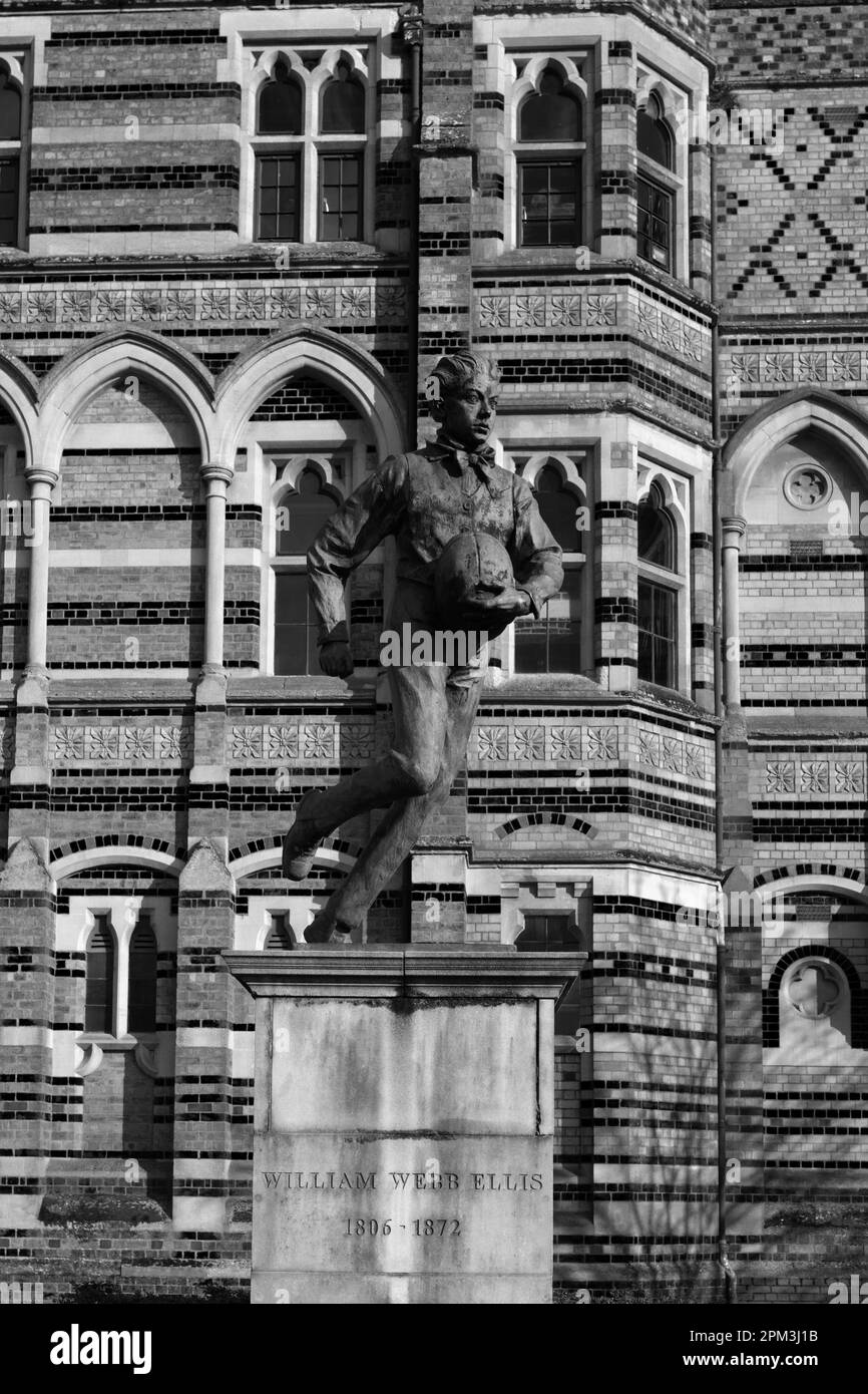 Statue of William Webb Ellis outside Rugby School, Rugby town ...