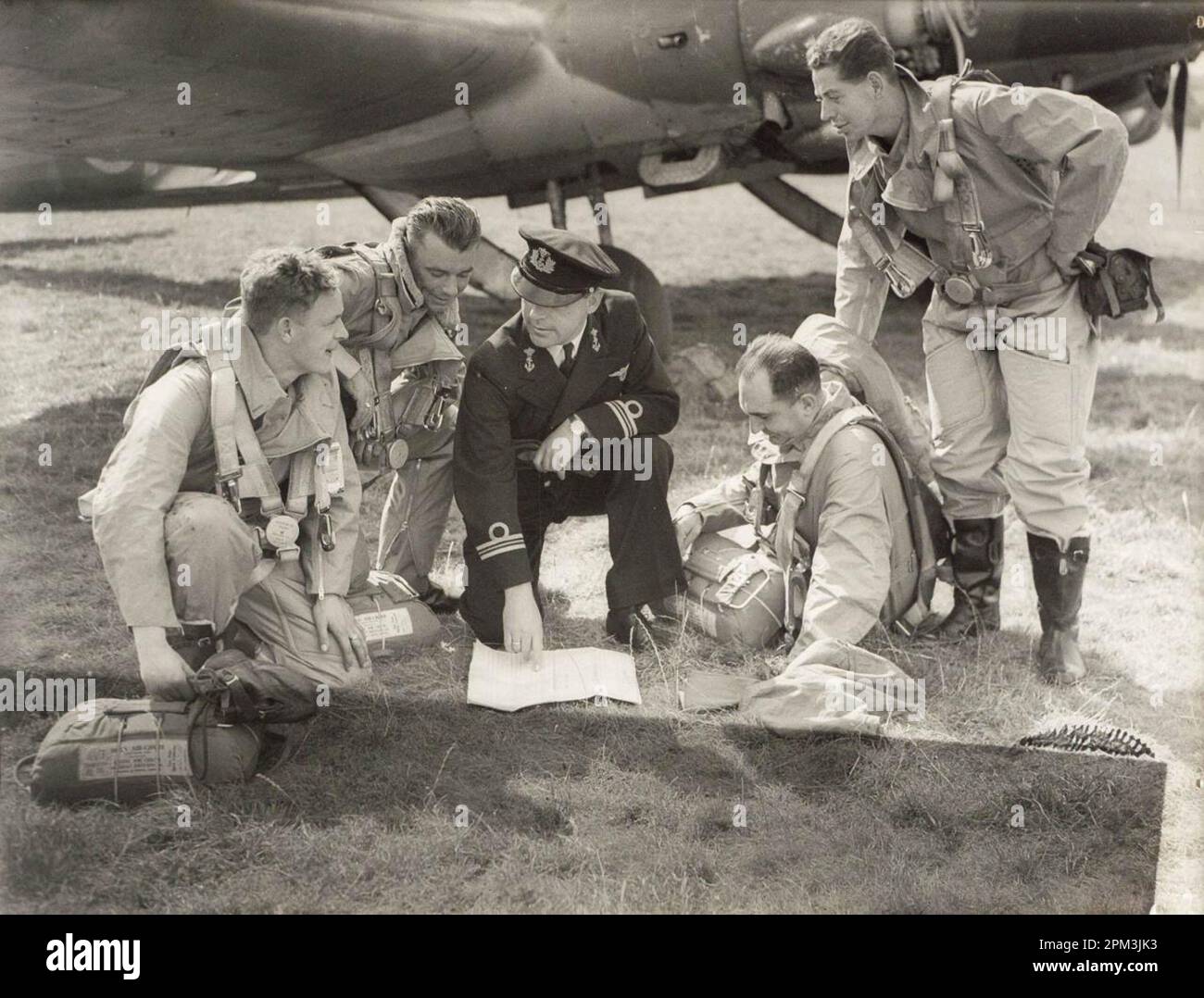 Avro Anson and airmen Stock Photo - Alamy