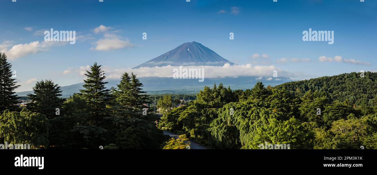 Mount Fuji, Japanese national treasure and icon Stock Photo - Alamy