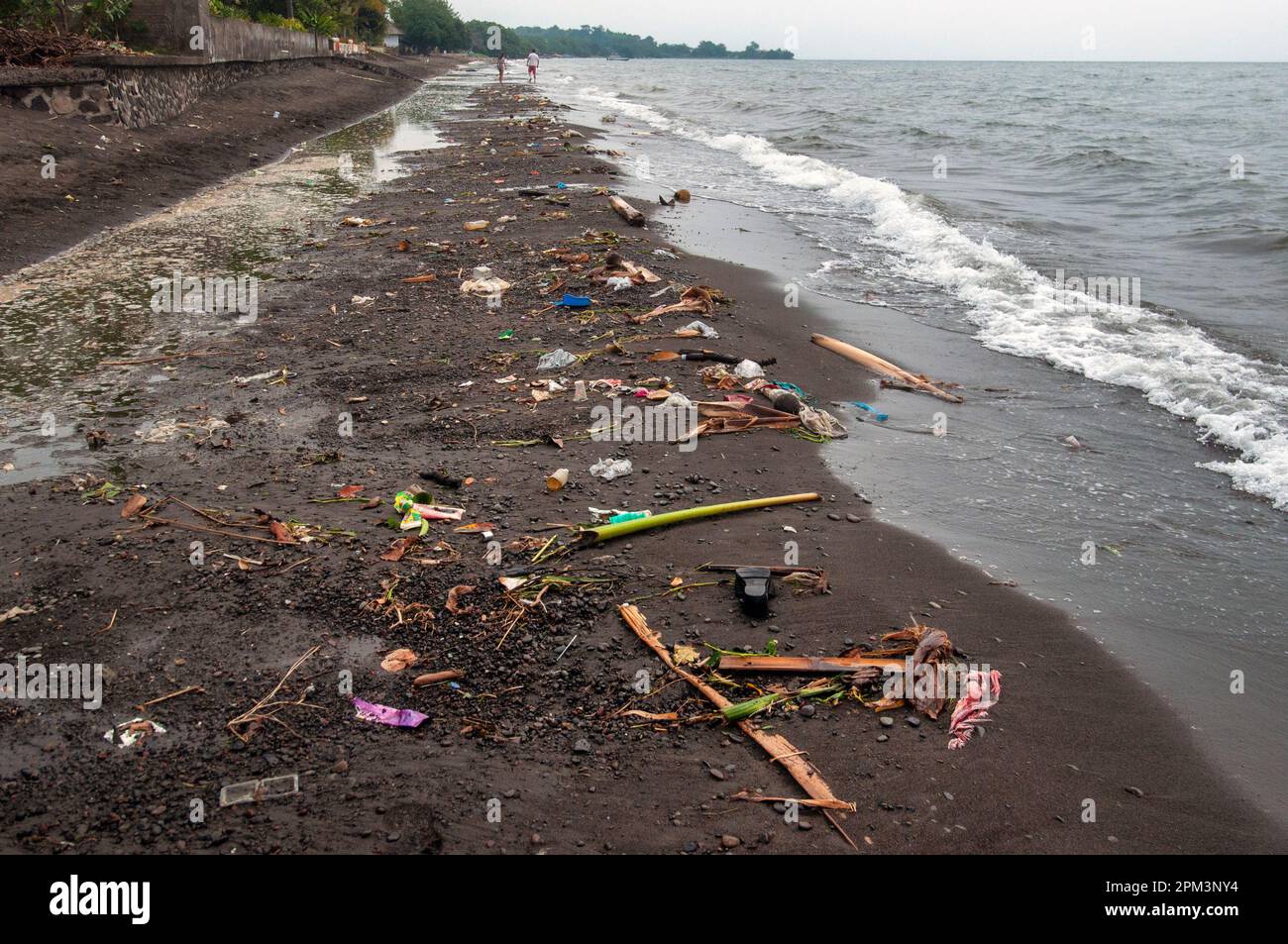 Lokapaksa, Buleleng, Bali, Indonesia. 26th Mar, 2023. Polluted beaches ...