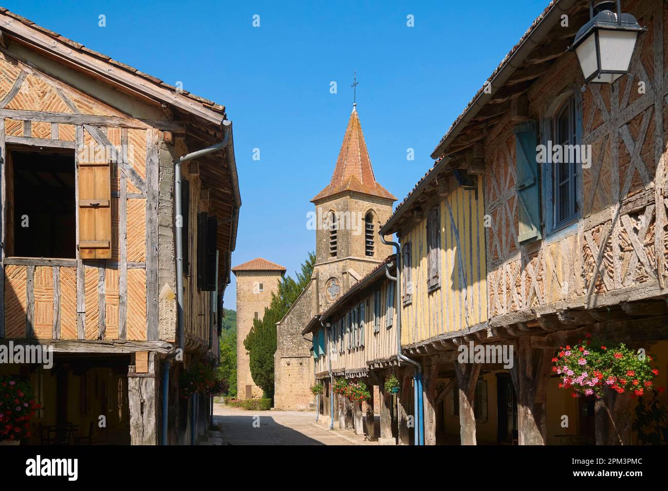 France, Gers, pays d'Astarac, Tillac, the main street of the village ...