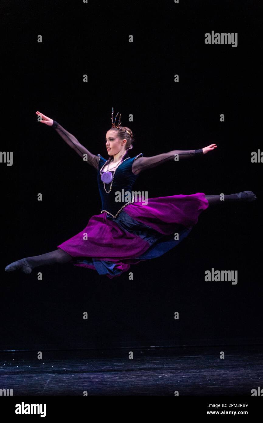 London, UK. 11 April 2023. Harriet Mears as the Evil Queen at a ...