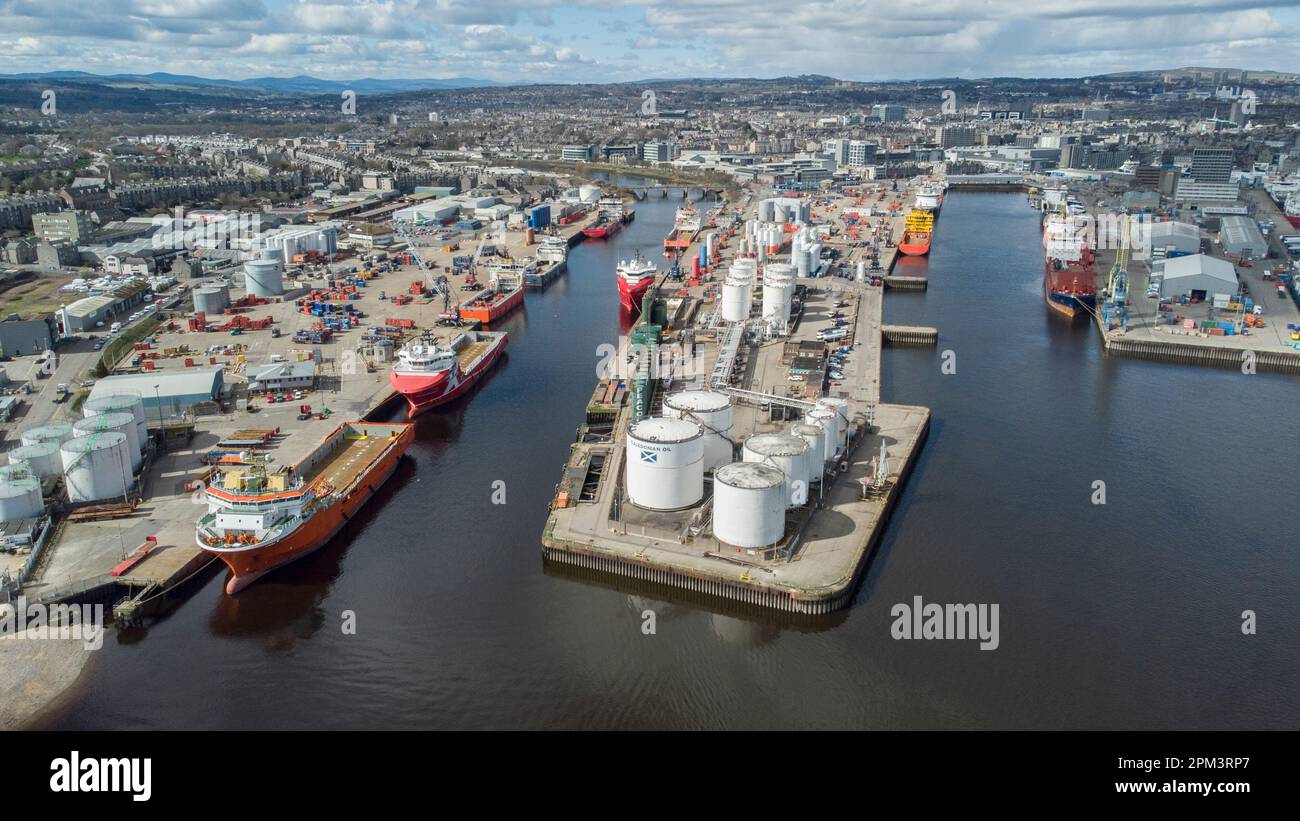 Aberdeen Harbour Scotland Stock Photo - Alamy