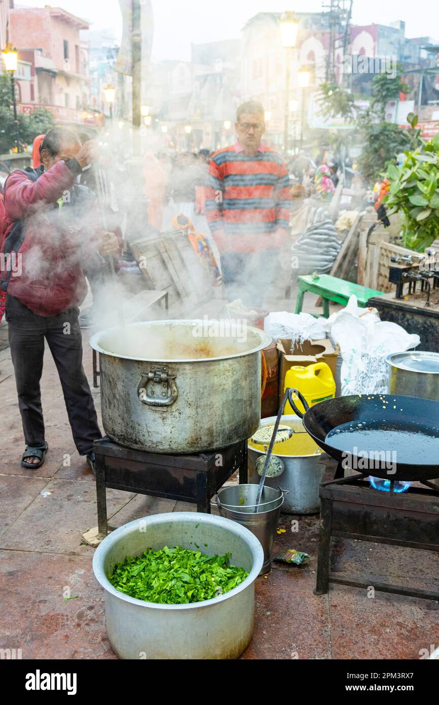 India, Uttar Pradesh state, Varanasi (Benares), downtown, street food ...