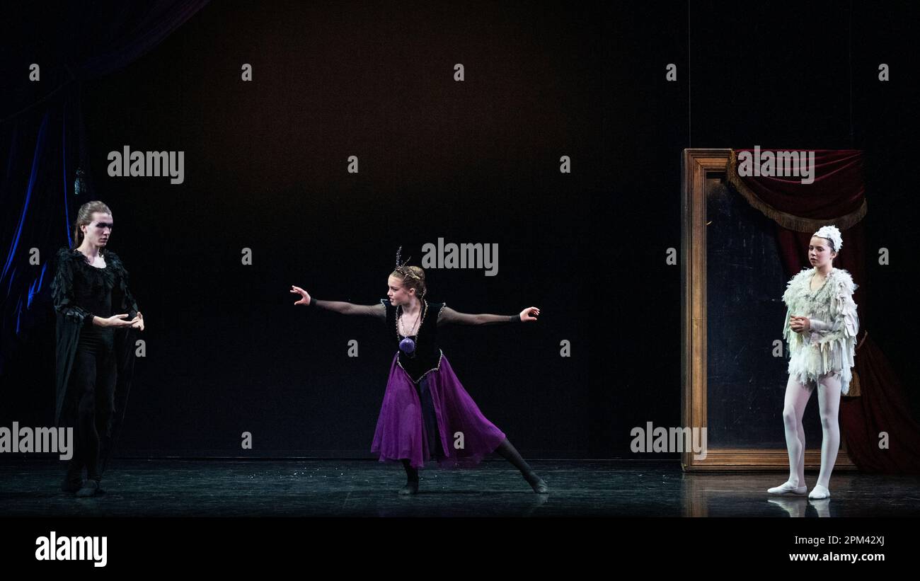 London, UK. 11 April 2023. (L to R) Fred Sweetman as Raven, Harriet ...