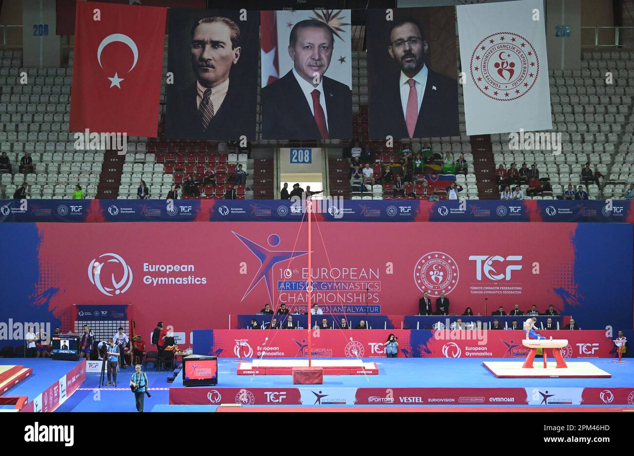 11 April 2023, Turkey, Antalya: Gymnastics: European Championship, men ...