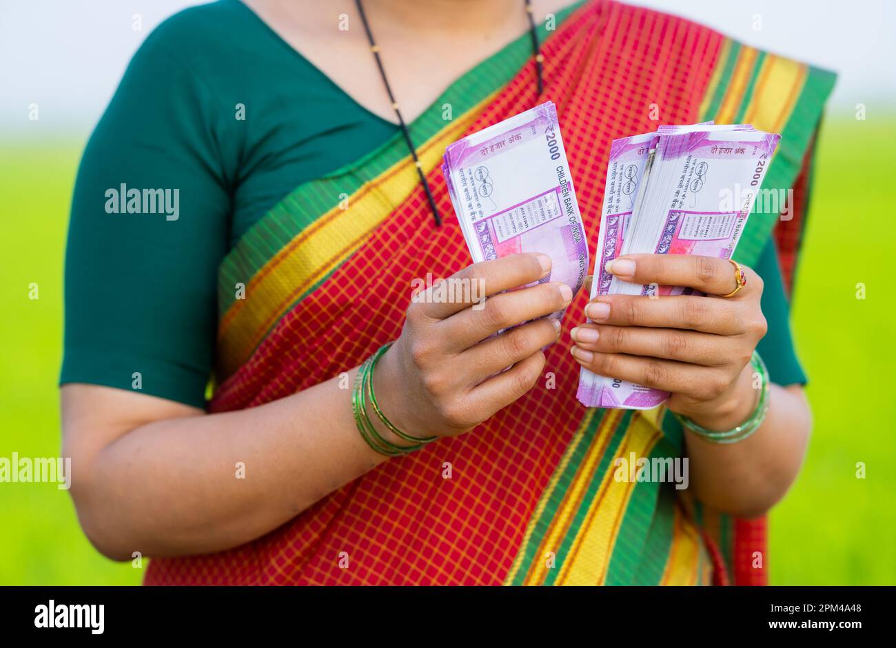 4k hands woman counting one hi-res stock photography and images - Alamy