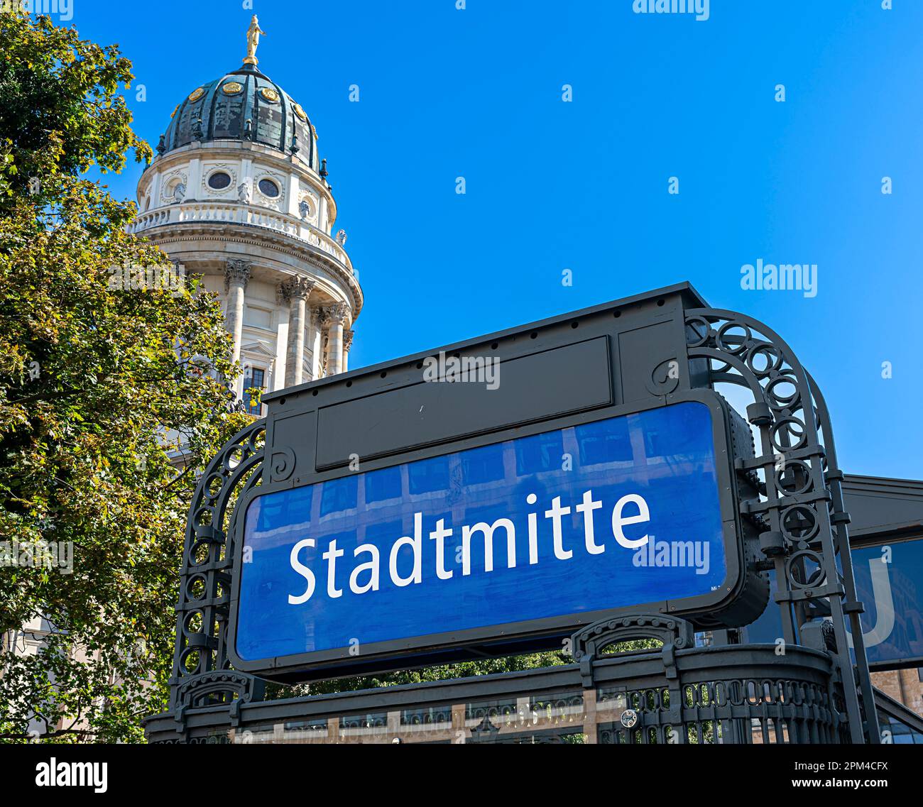 Subway, Stadtmitte Entrance, Berlin, Germany Stock Photo - Alamy
