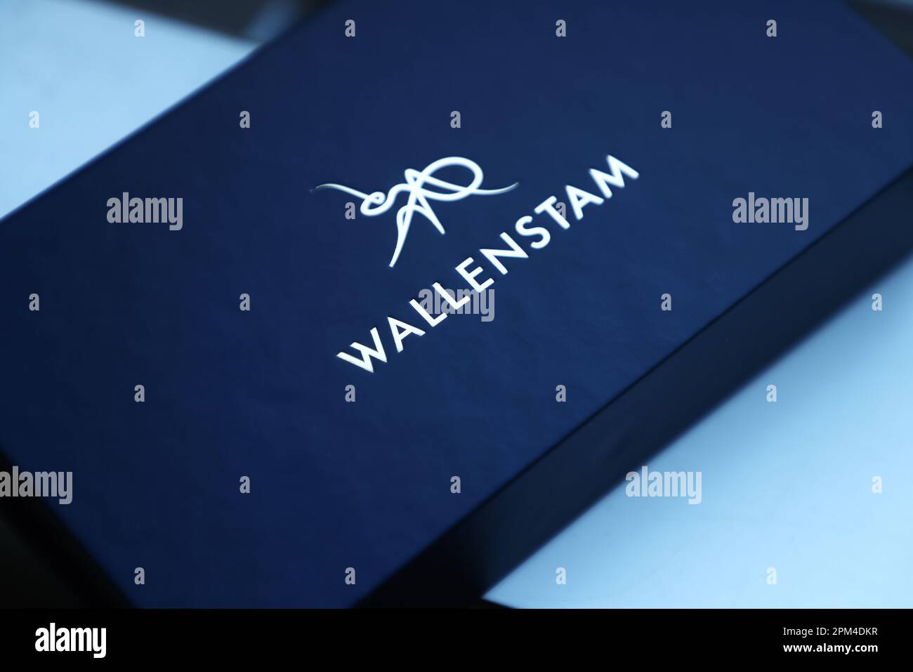 Real estate logotype hi-res stock photography and images - Alamy