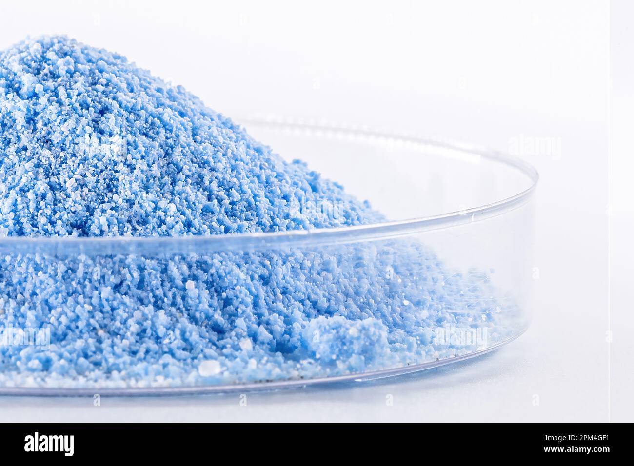 powdered iron oxide, blue pigment, used in crafts, civil construction ...