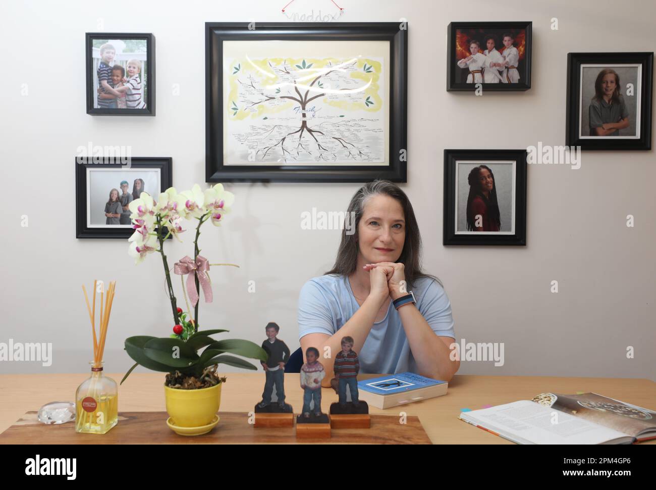 Jennifer maddox hi-res stock photography and images - Alamy