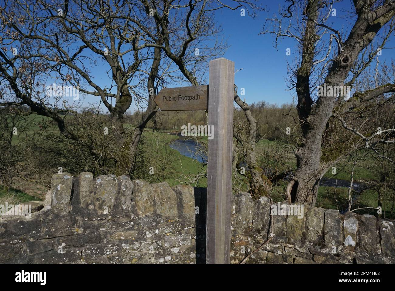 Rural signage hi-res stock photography and images - Alamy