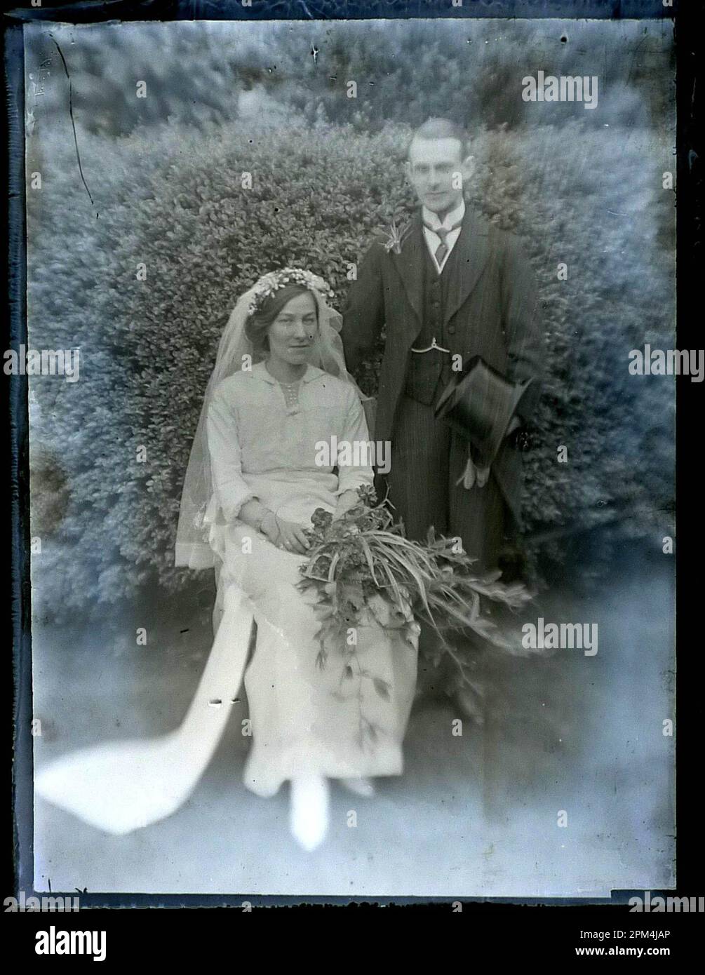 Mystery bride & groom, c. 1915 Stock Photo - Alamy