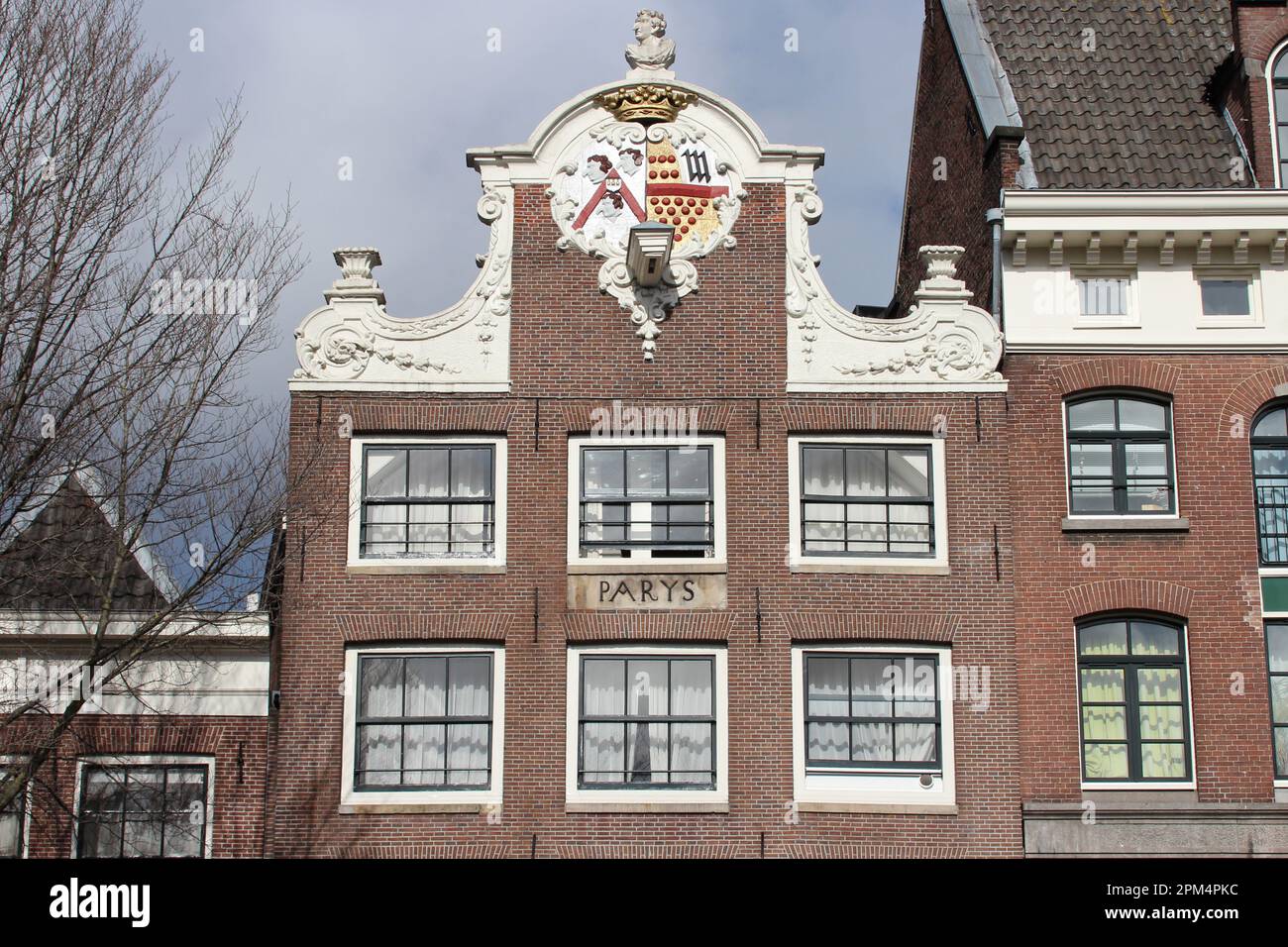 Amsterdam bas relief hi-res stock photography and images - Alamy