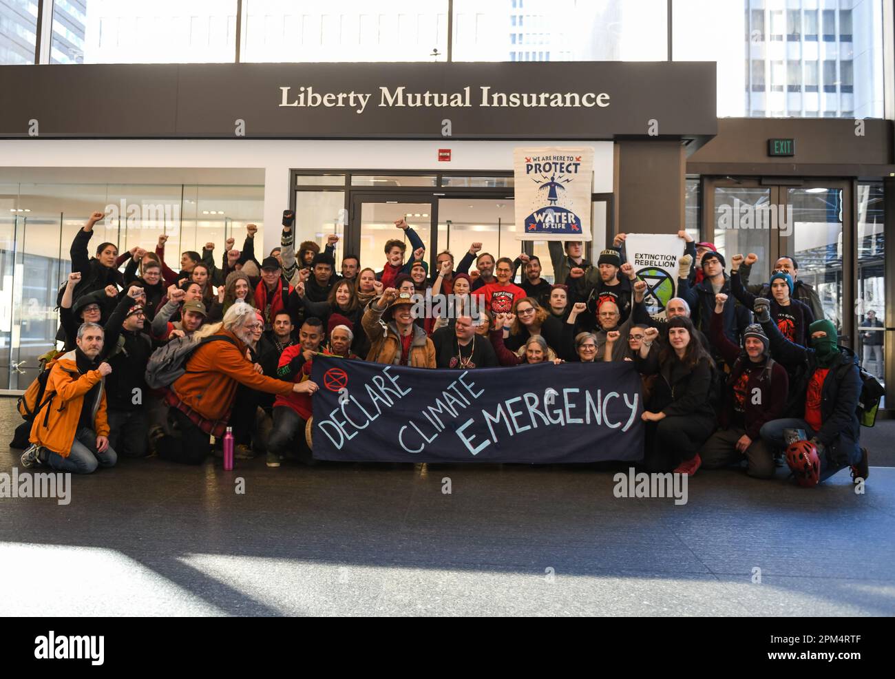 Seattle, USA - 19 Feb, 2020. Chase climate change Protest late in the ...