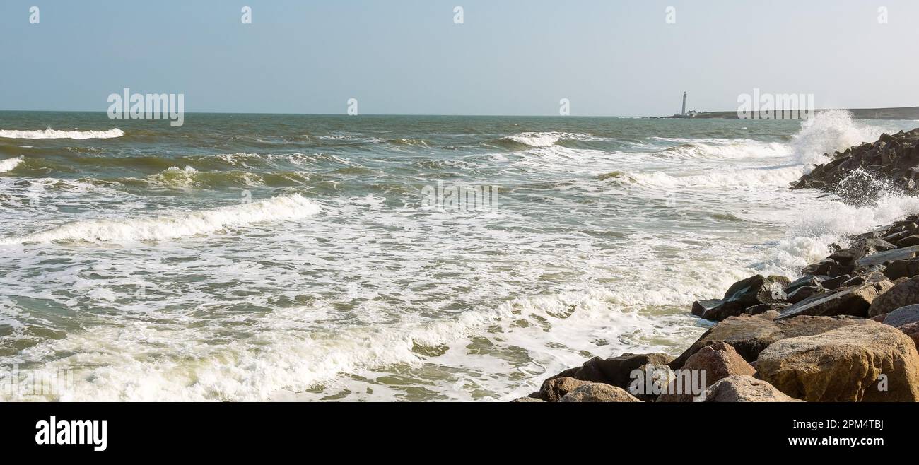 Montrose Coastline and Lighthouse, Montrose, Angus, Scotland, UK Stock ...