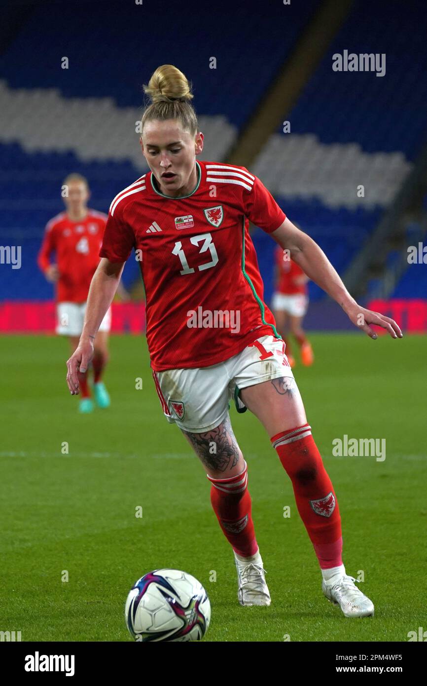 Ireland womens soccer hi-res stock photography and images - Alamy