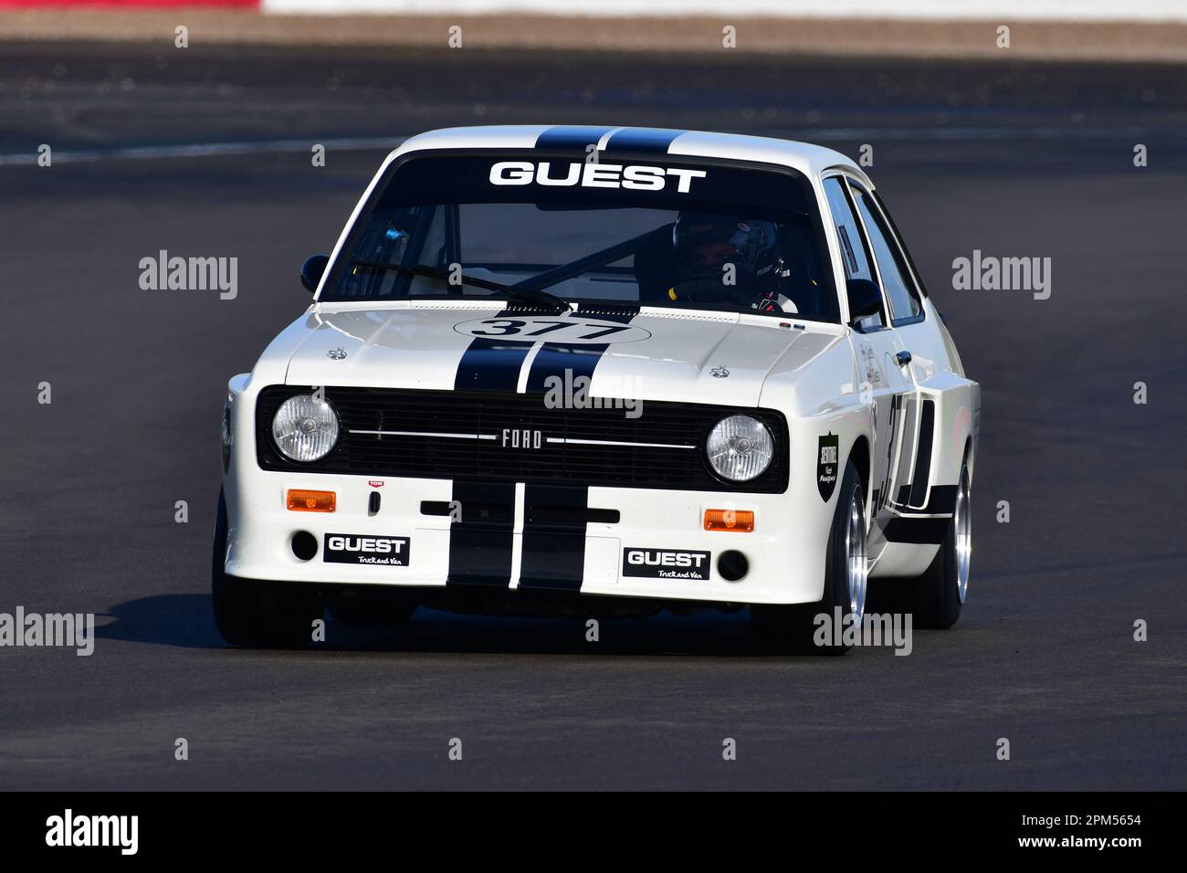 Ian Guest, Frank Guest, Ford Escort Mk2, An hour of racing for a grid ...