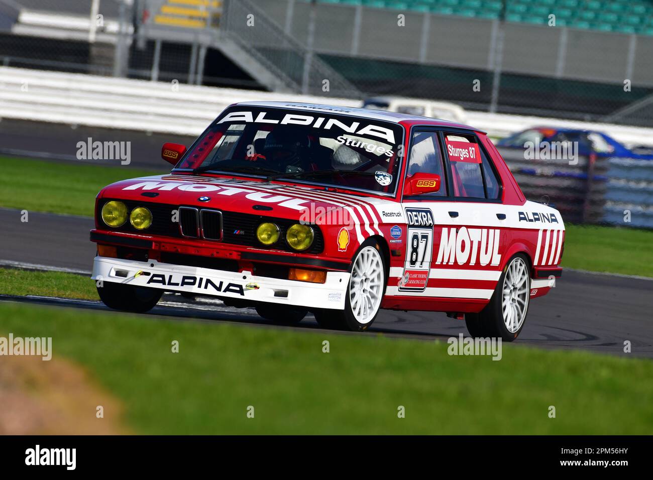 Jamie Sturges, BMW E28 M535i, An hour of racing for a grid combining ...