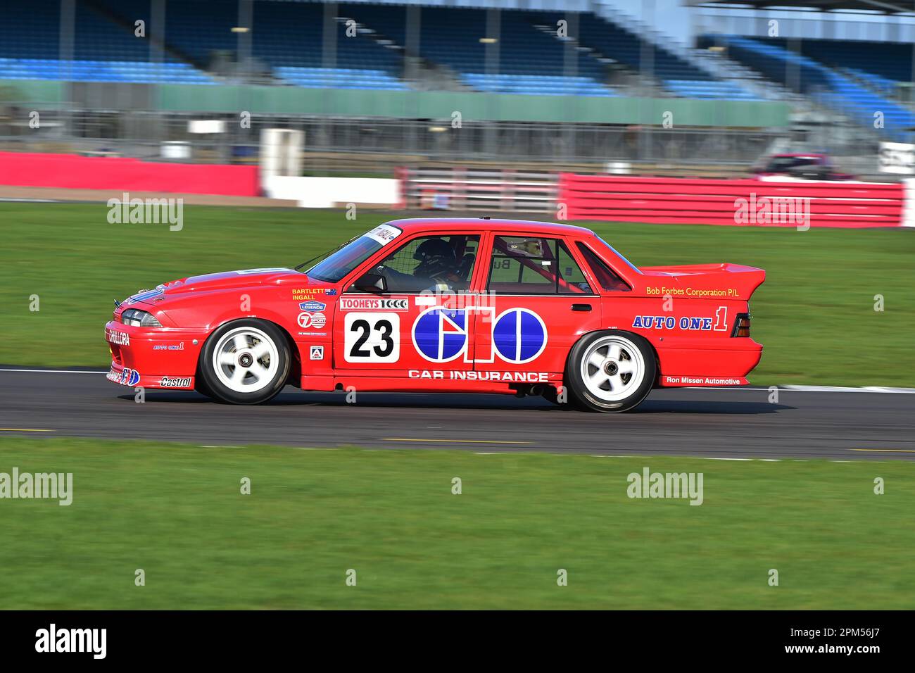 Mark Burton, Graham Pattle, Holden Commodore, An hour of racing for a ...