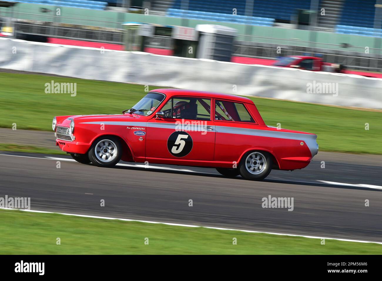 Peter Chambers, Ford Lotus Cortina, An hour of racing for a grid ...