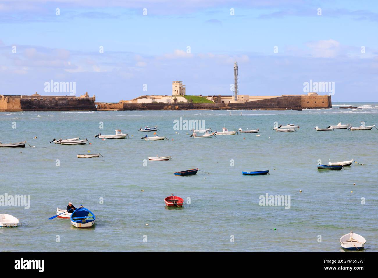 Castillo de San Sebastian and Avanzada Isabel II island fort and ...