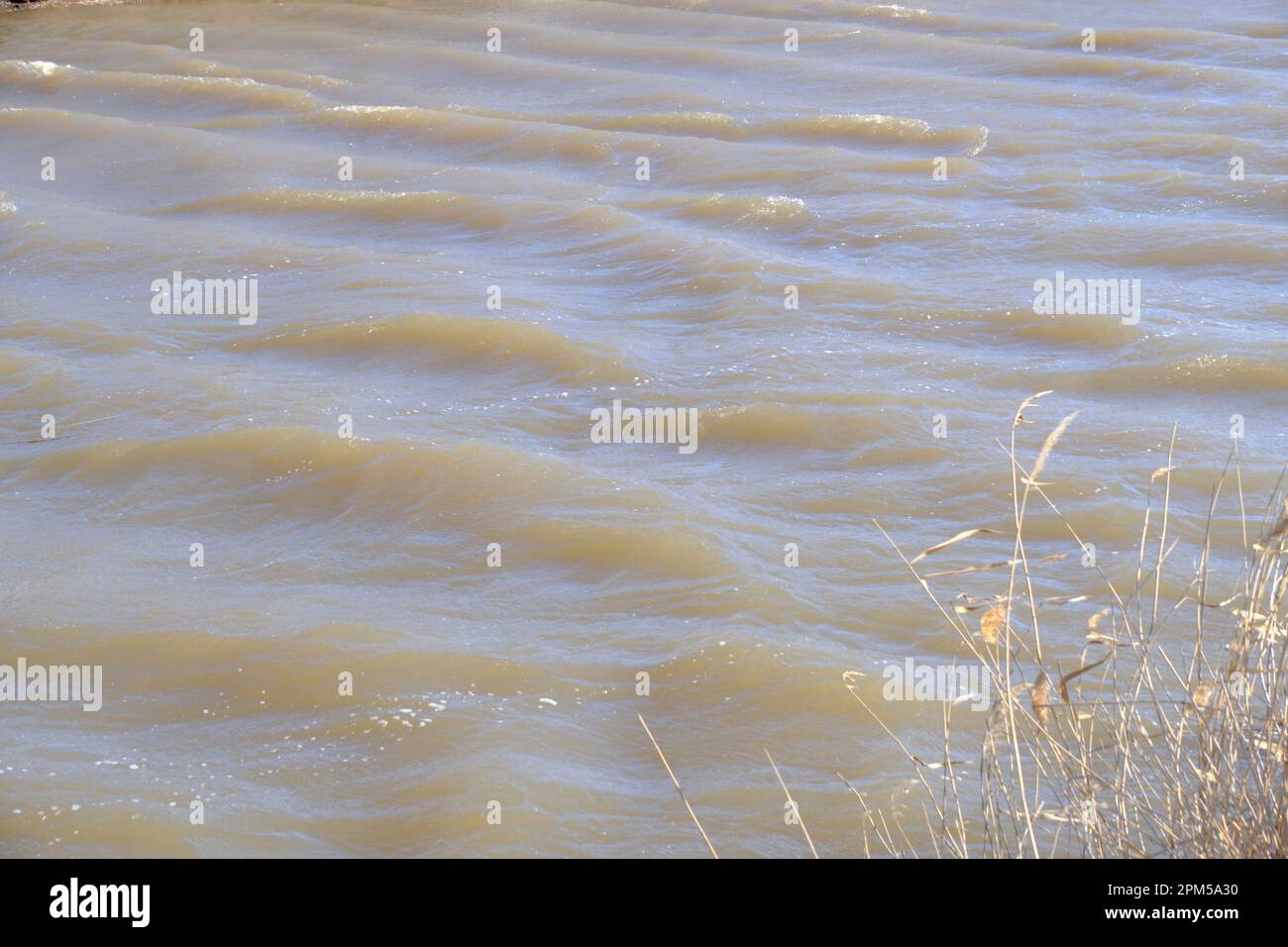 Water surface waves in river hi-res stock photography and images - Alamy