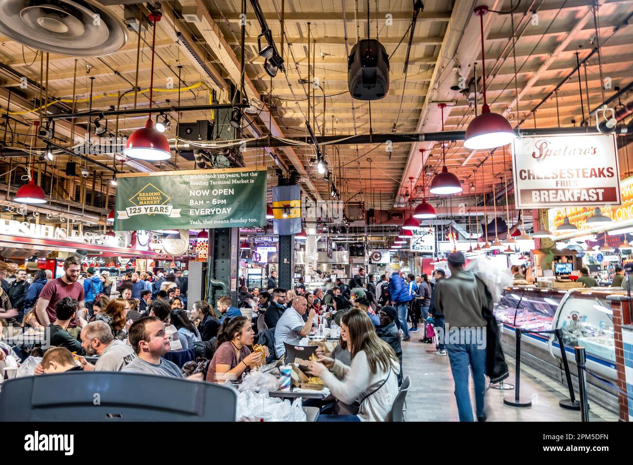 Reading food market hi-res stock photography and images - Alamy