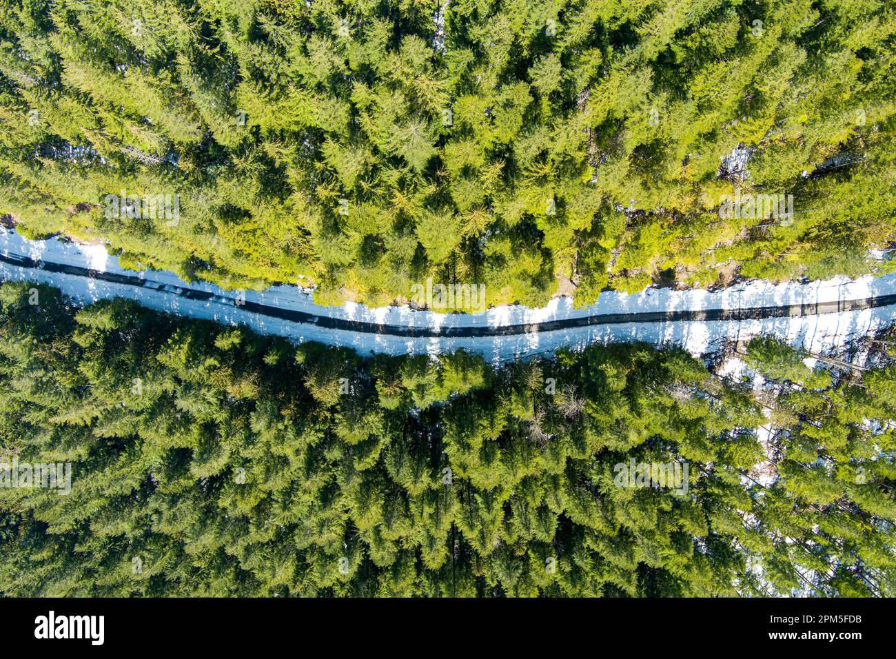 Aerial view of a mountain road in the Cascade Range Stock Photo - Alamy