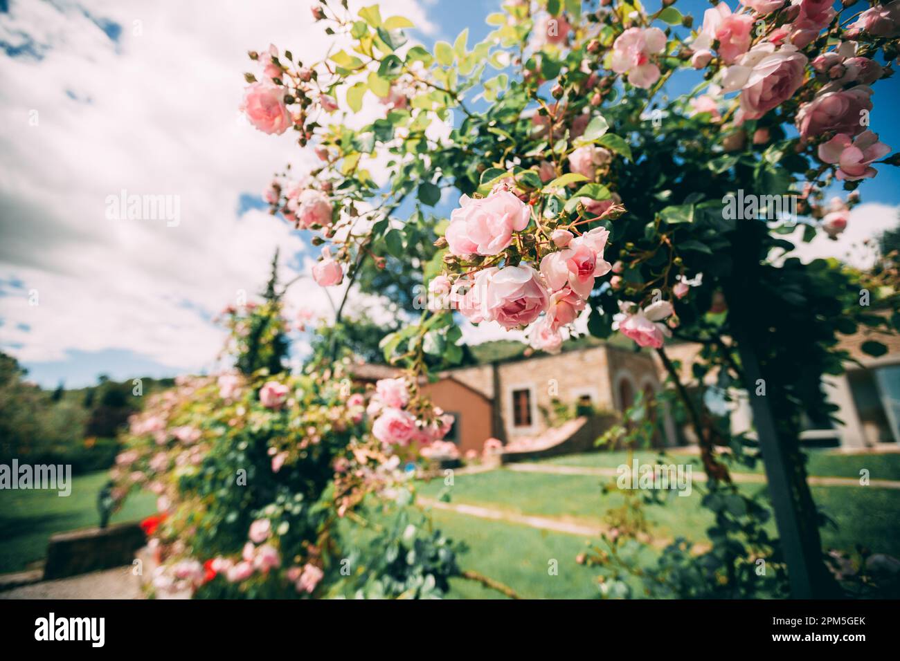 Vacation northern italy hi-res stock photography and images - Alamy