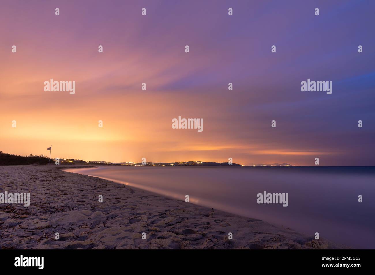 long exposure photography on the beach at sunset Stock Photo - Alamy