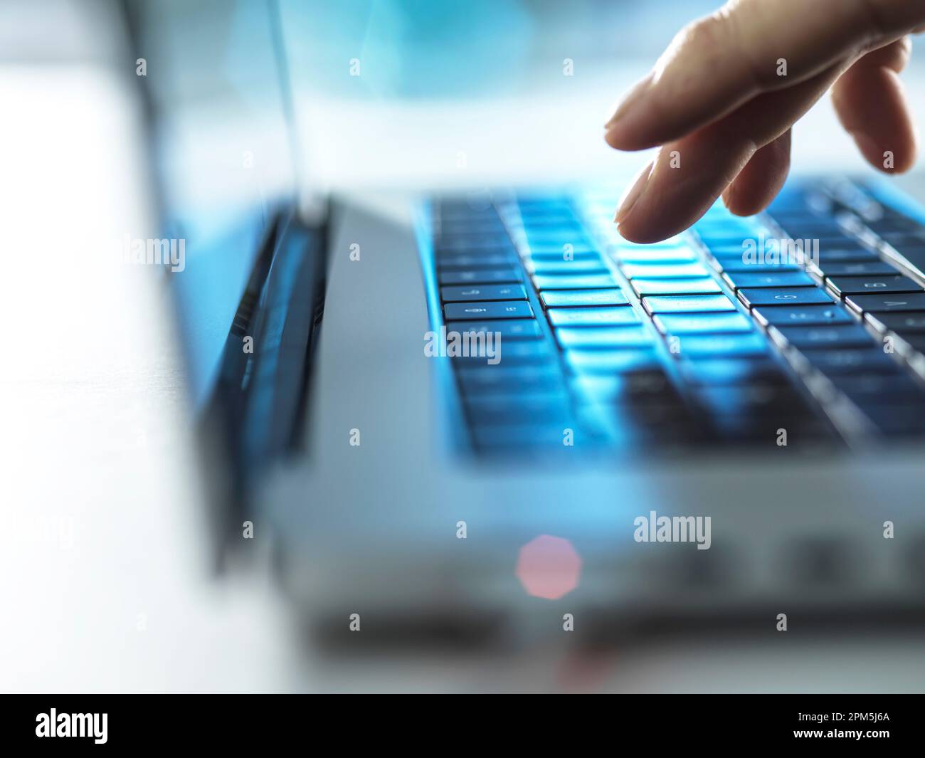 Man gaming moody hi-res stock photography and images - Alamy