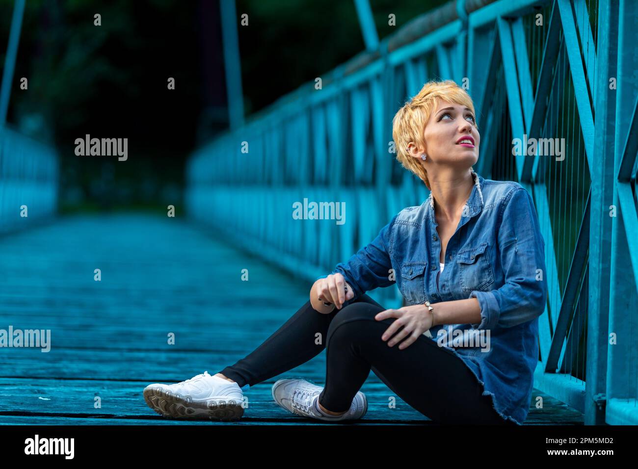 Worried look hi-res stock photography and images - Alamy